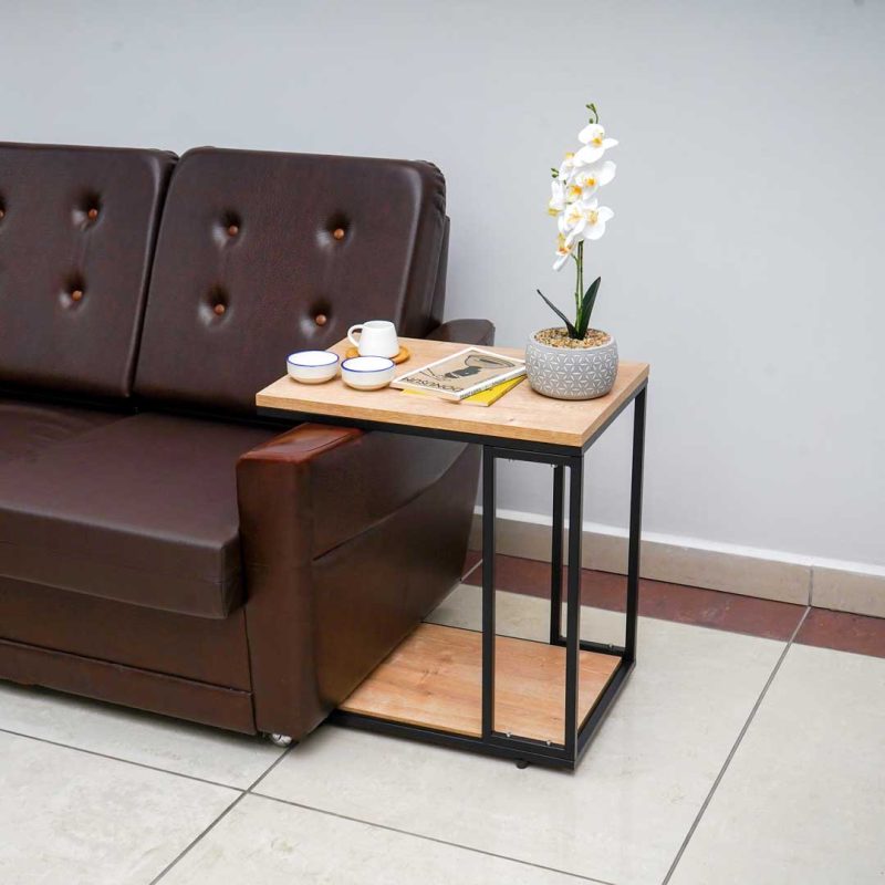 C Shaped Side Table "Coffy" - Ores Display